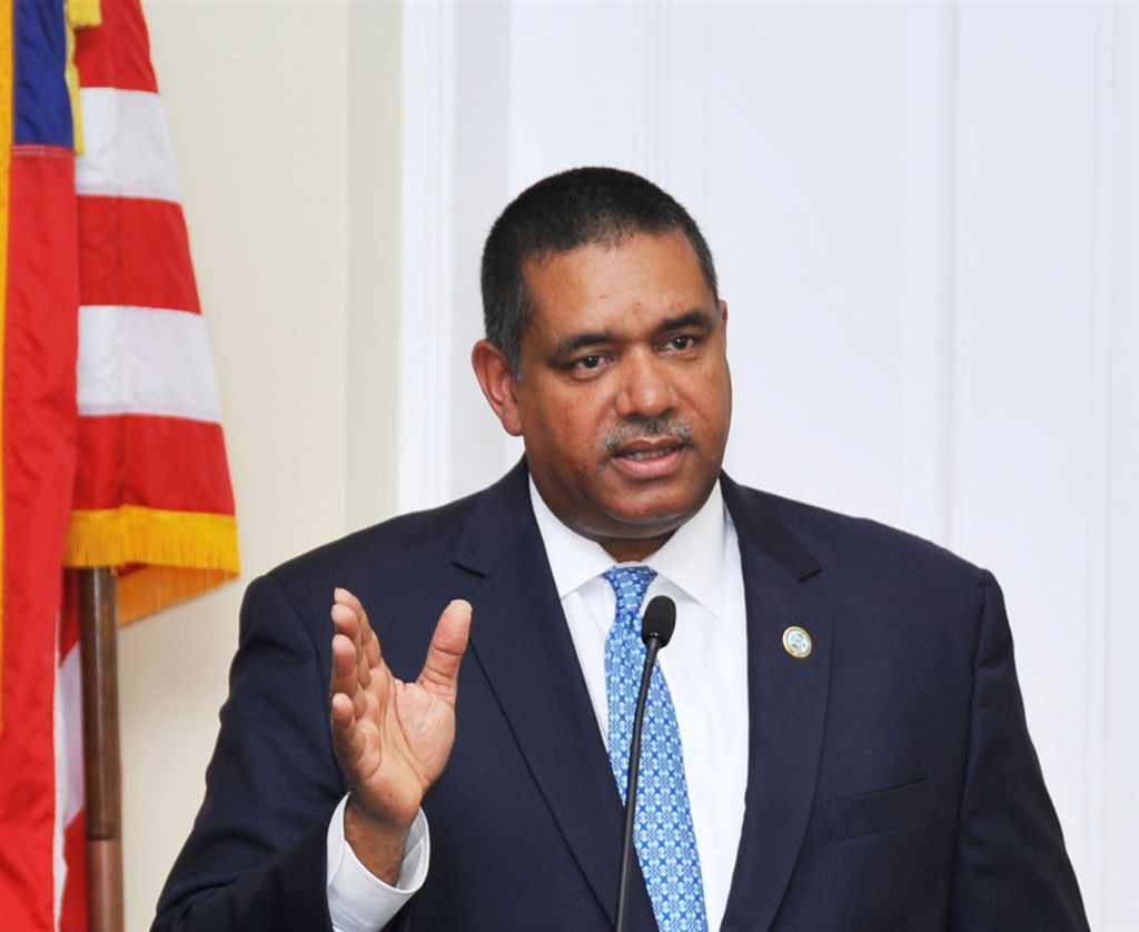 De Jongh Urges Senate To Resolve Issues Affecting Territory's Financial ...