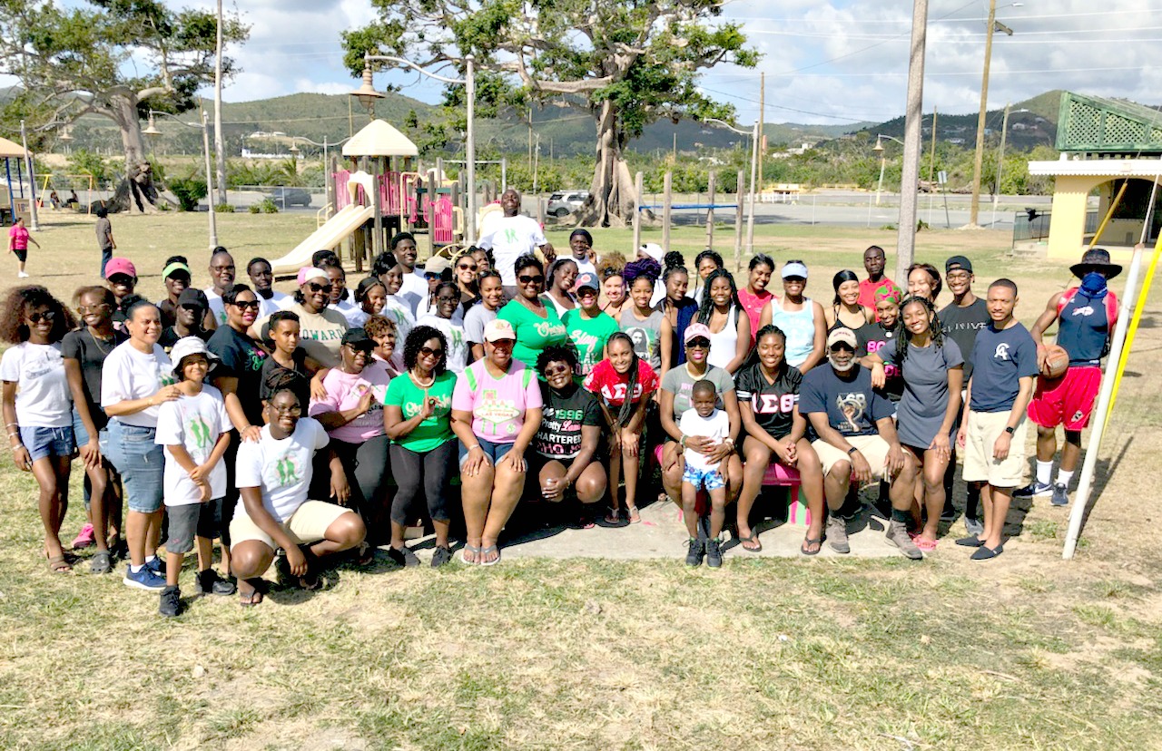 Howard University Students Join Alpha Kappa Alpha Sorority To Refresh ...