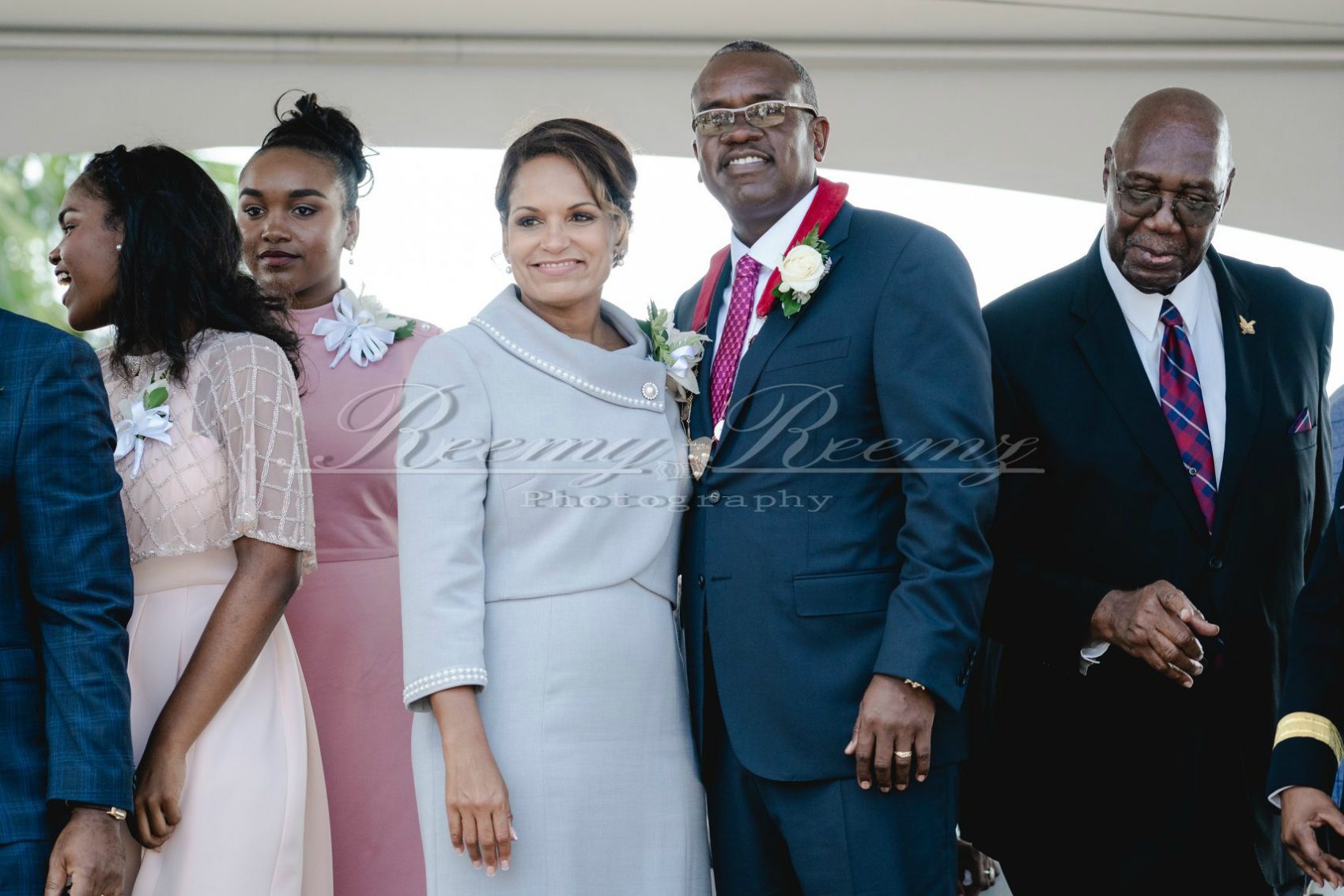 Albert Bryan Jr. Takes Oath Of Office As 9th Elected Governor Of U.S ...